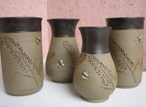 Jenis Pot Bunga & Tanaman Serta Kelebihan dan Kekurangannnya